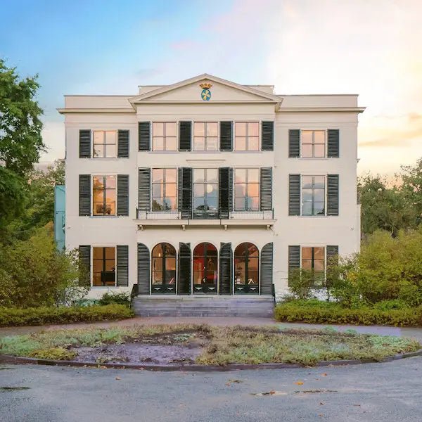 CANNONDALE-BÜROS, NIEDERLANDE | BELEUCHTUNGSVERSORGUNG | INTERIEUR VON ...